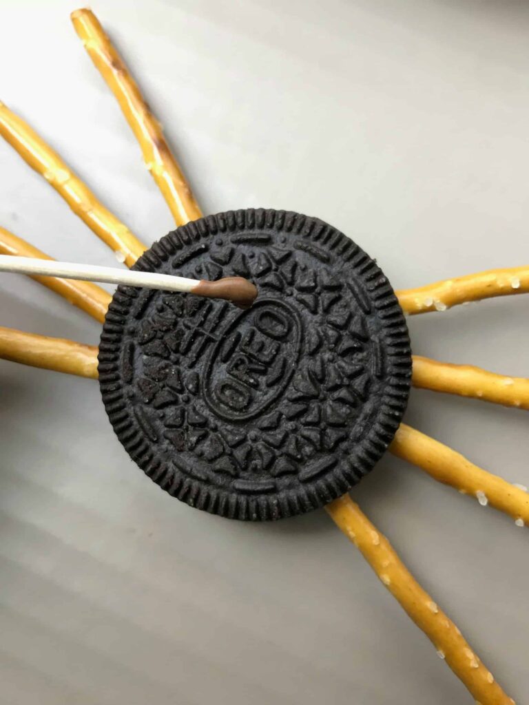 Classic Oreo Spider Cookies - About a Mom