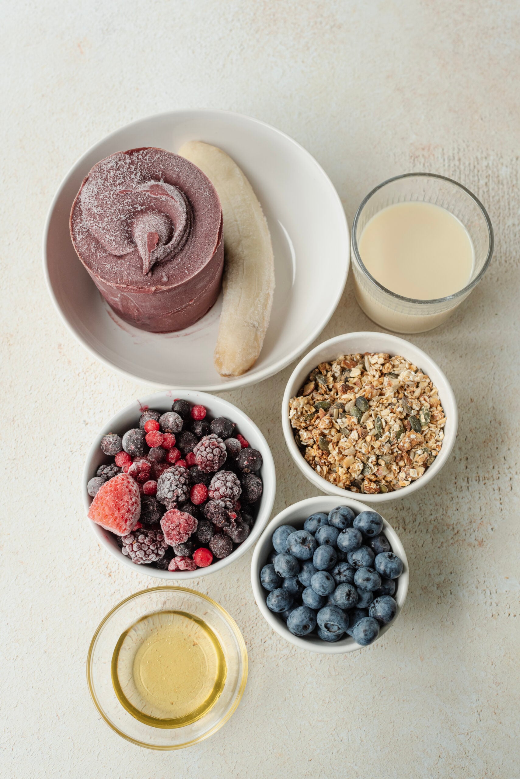 Açaí Bowl Recipe - About a Mom